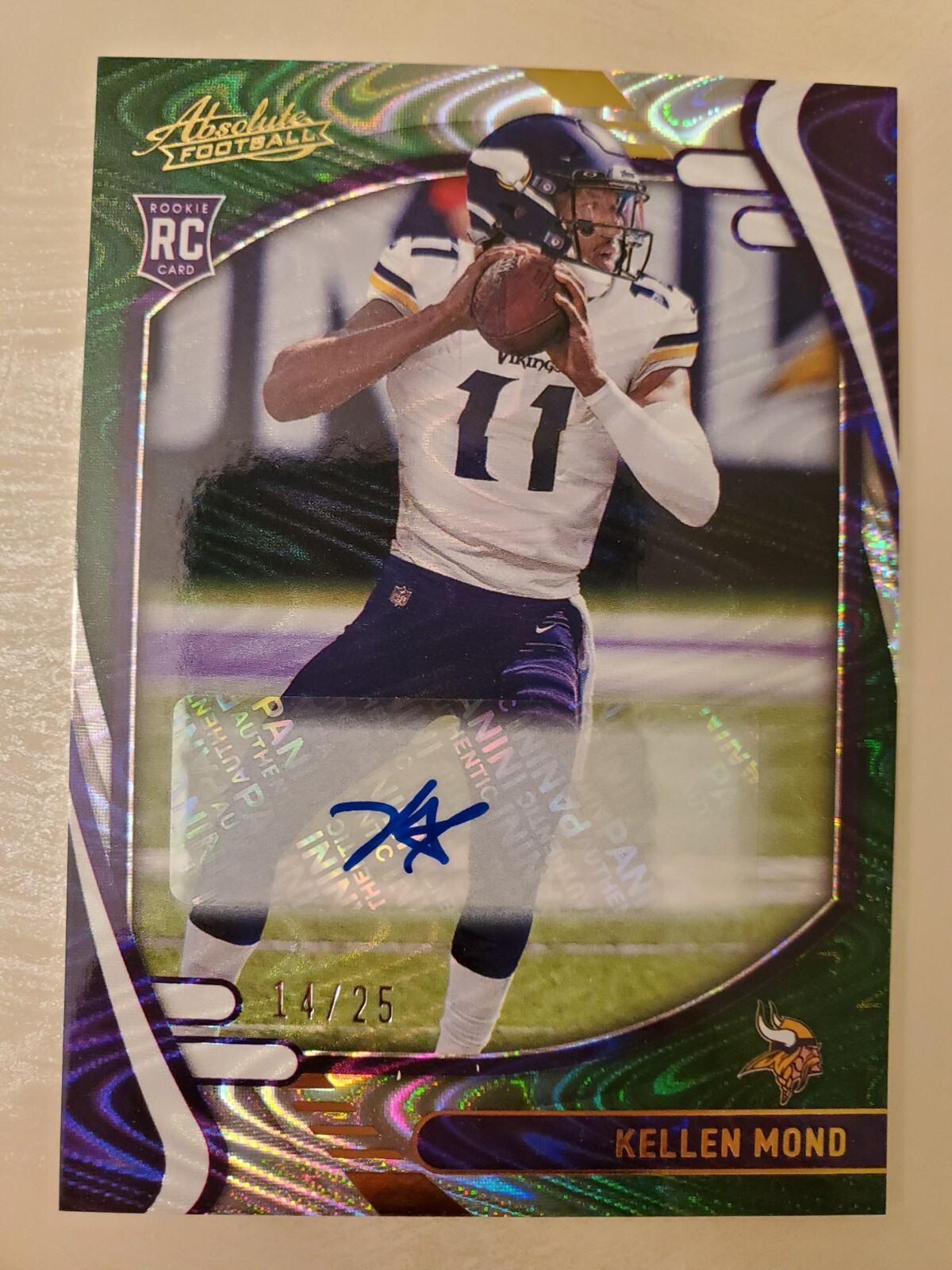 Kellen Mond 2020 Panini Absolute #122 Green Swirl Signed Auto /25 ...