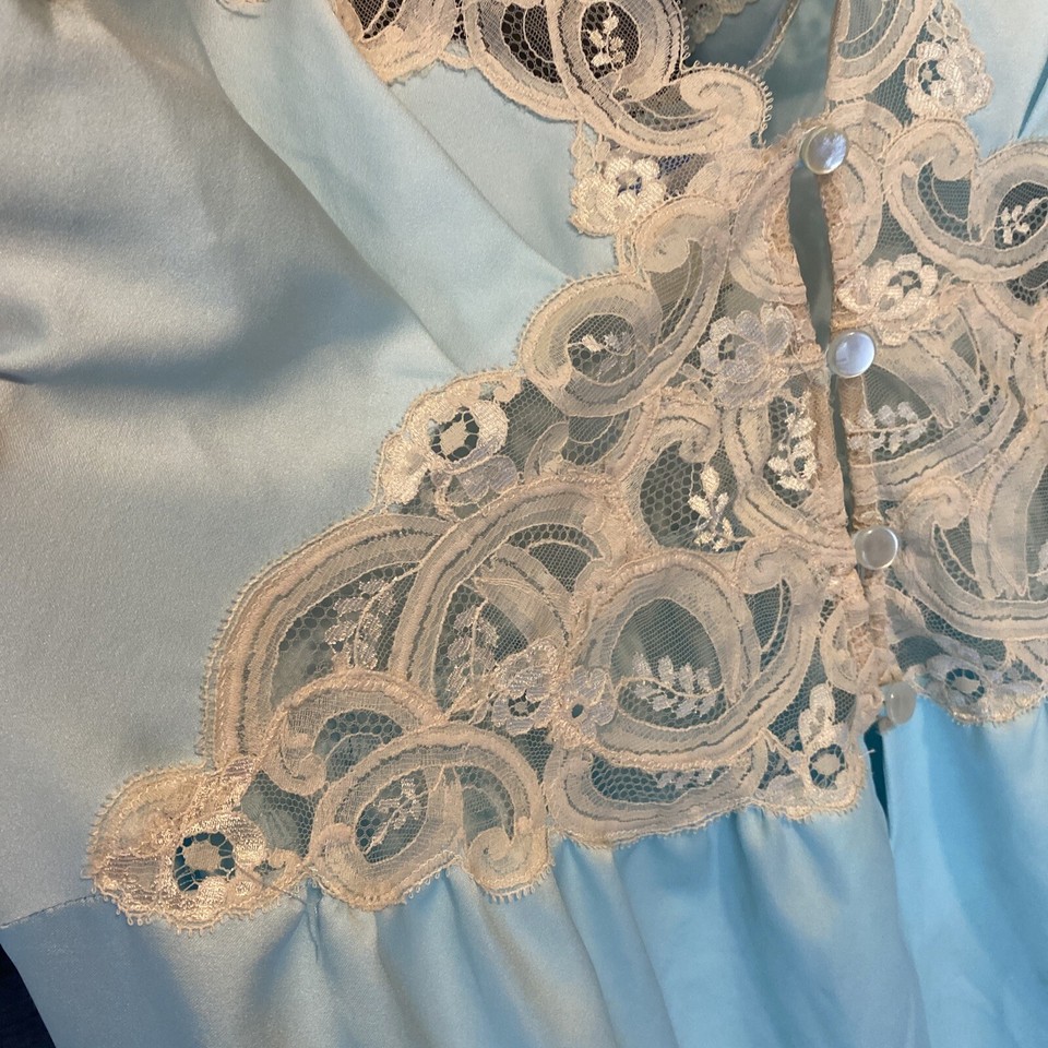 Eve Stillman Vintage negligee collection 80s Nightgown Pale Blue Beige ...