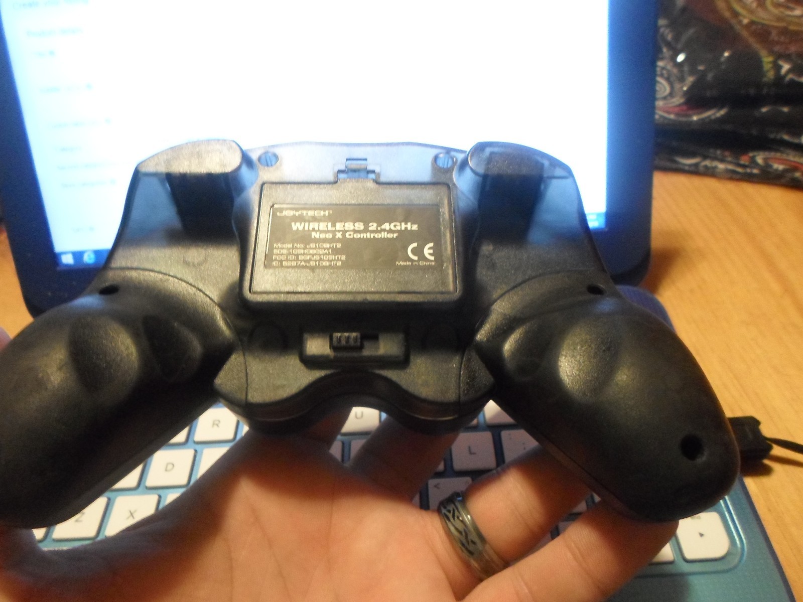 Ps2 Joy tech Wireless Controller 2.4ghz neo x controller Excellent ...