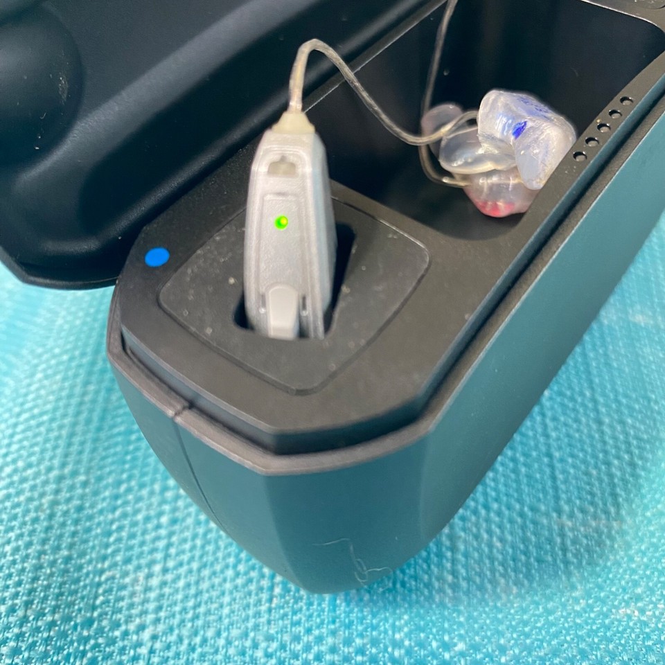 RESOUND LiNX Quattro RE 961-DRWC w/charger LXR, Made-for-iphone ...