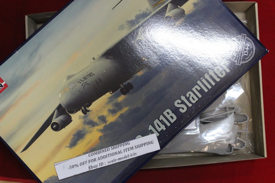 Roden 325 Lockheed C-141B Starlifter, transport 1/144 scale model ...