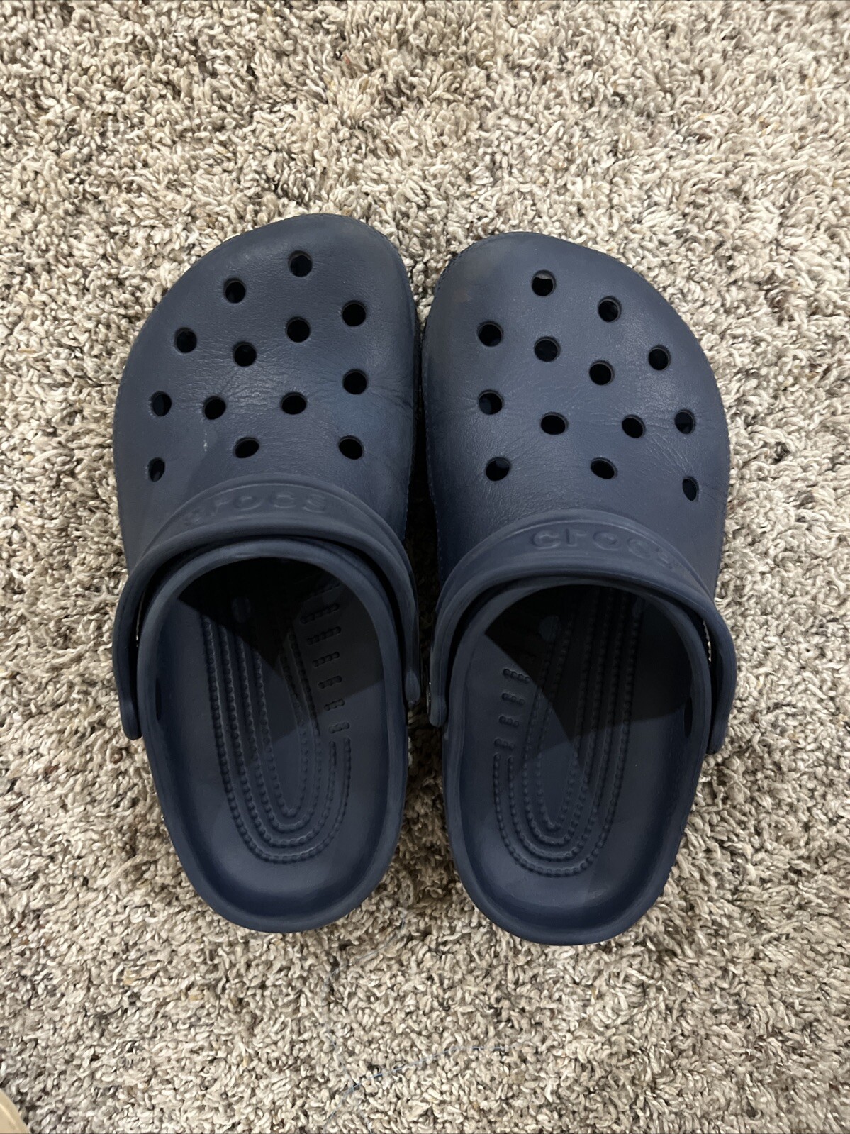 Size 3 crocs navy blue - Gem