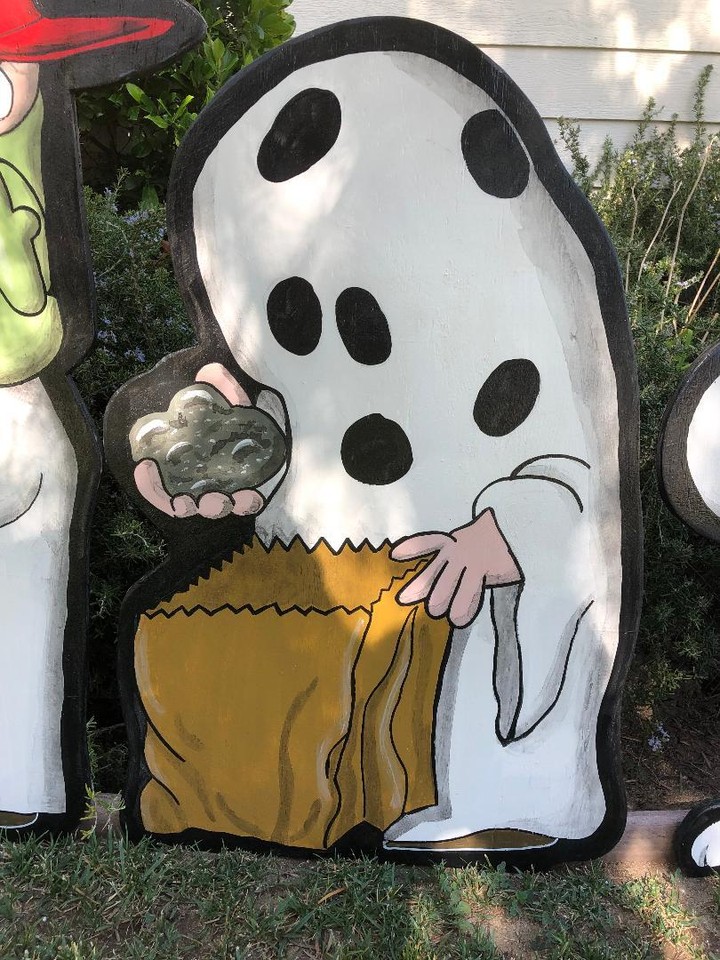 CHARLIE BROWN GHOST WITH ROCK Great Pumpkin ~ HALLOWEEN LAWN ART ~ YARD ...