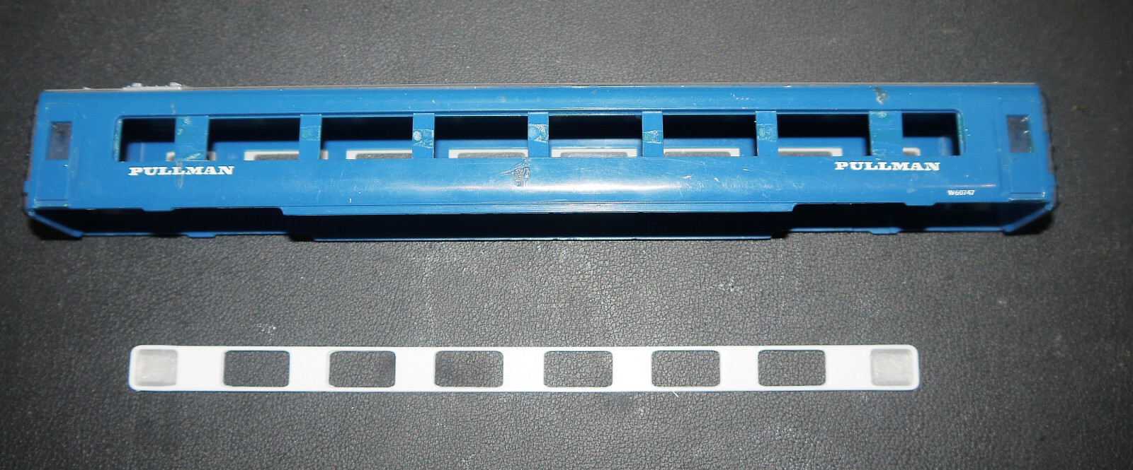 Triang Blue Pullman Palour Car to Kitchen Car conversion set 3D printed ...
