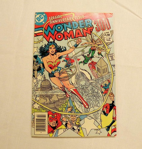Comic Book: DC Comics Wonder Woman - Special Anniversary Issue No. 300 ...
