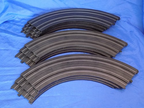 LIFE LIKE RACING HO Slot Car Track 9 inch Curve Track x 10 | eBay