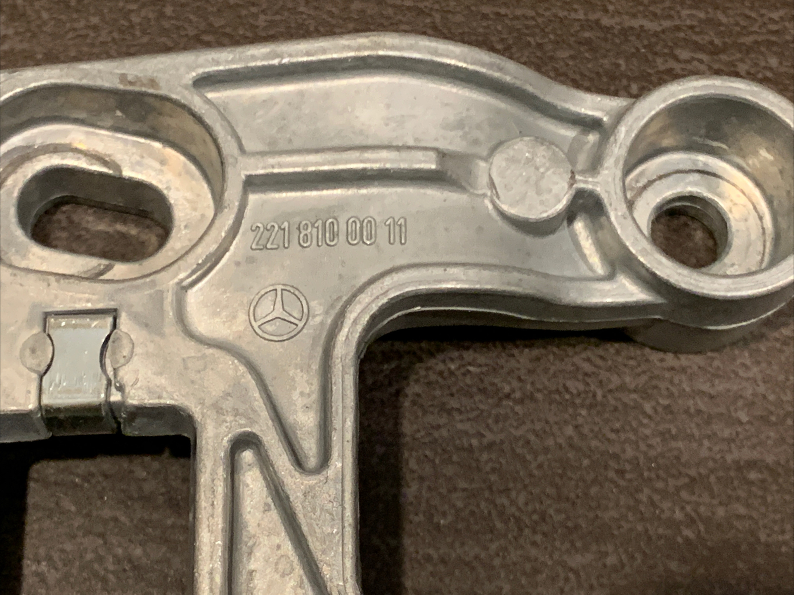 2007 - 2013 OEM MERCEDES S550 S600 S63 REAR VIEW MIRROR MOUNT BRACKET ...