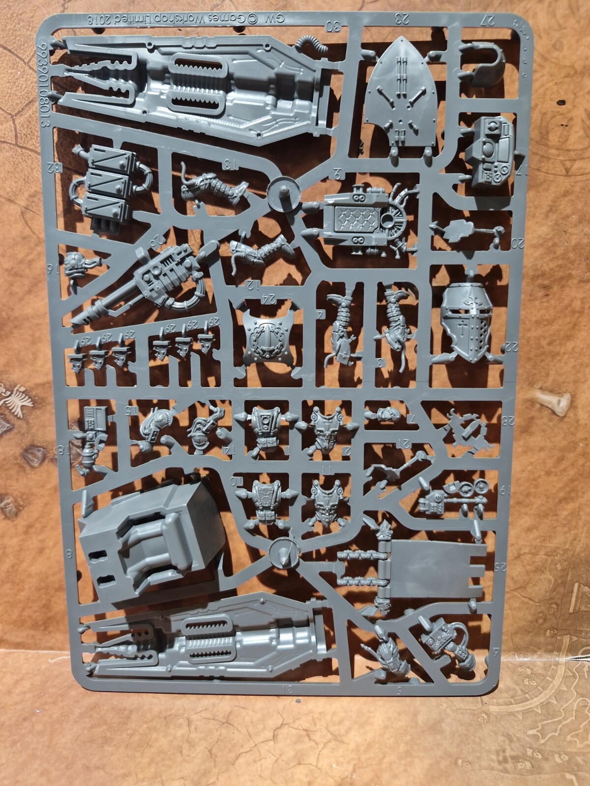 40k Imperial Knight Canis Rex Upgrade Sprue Detailed Cockpit & Pilot ...