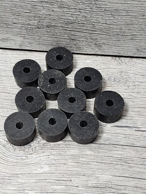 1" Rubber Washers - Lot of 10 - 1"diameter x 1/2" Thick with 1/4" Hole ...