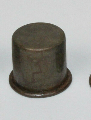 1 NEW METAL SPOUT DUST CAPS for MASTER OIL BOTTLE SPOUT | eBay