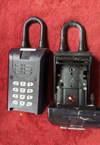 Lot of 2 - Sentrilock Realtor Lockbox NXT Card Based/OTP Code - Turns ...