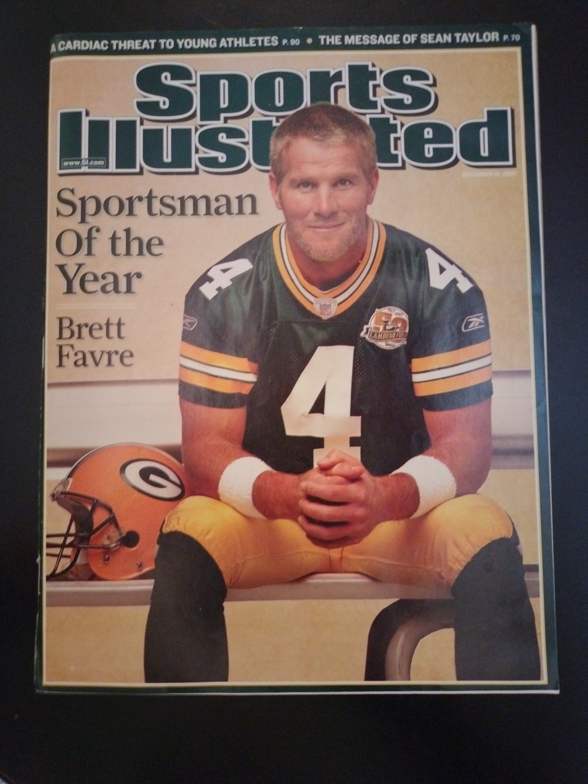 Sports Illustrated December 10, 2007 Sportsman of the Year Brett Favre ...