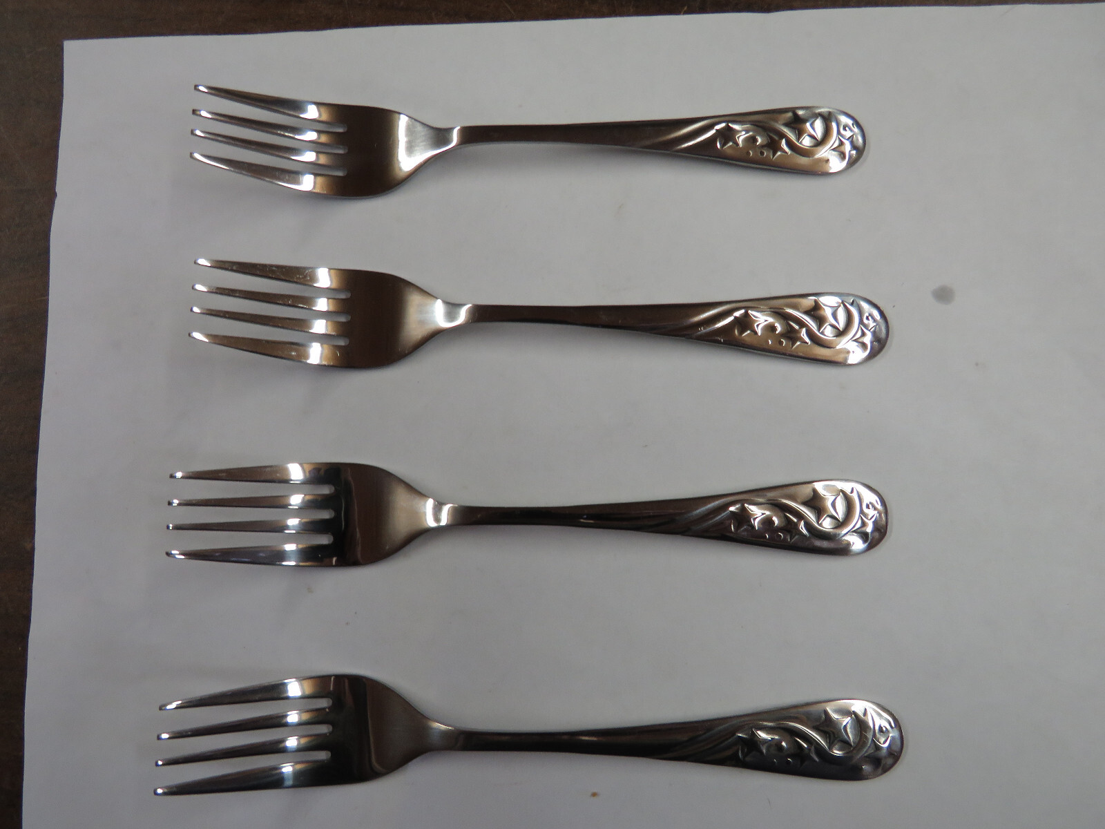 Farberware Stainless Flatware Embossed Stars Design Set of 4 Salad ...