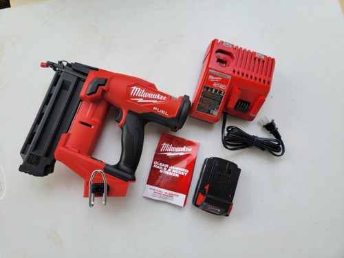 MILWAUKEE 2746-21CT M18 FUEL 18V 18 GAUGE BRAD NAILER KIT 45242576821 ...
