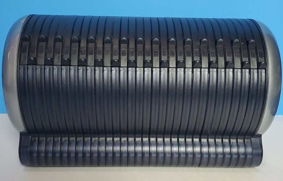 Vintage Atlantic Pod - 60 CD / DVD / Blu-Ray Pull Out Retro Storage ...