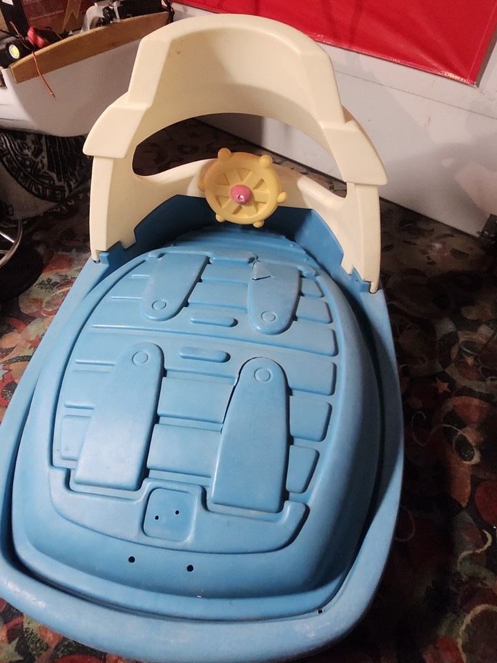 Little Tikes Tuggy Tug Boat Sandbox With Shell No Motor. | eBay