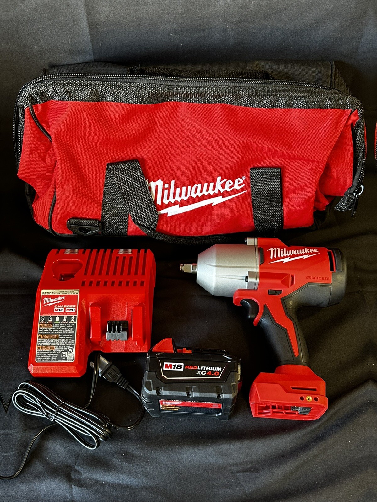 Milwaukee 2666-21B M18 Brushless 1/2" High Torque Impact Wrench Kit ...