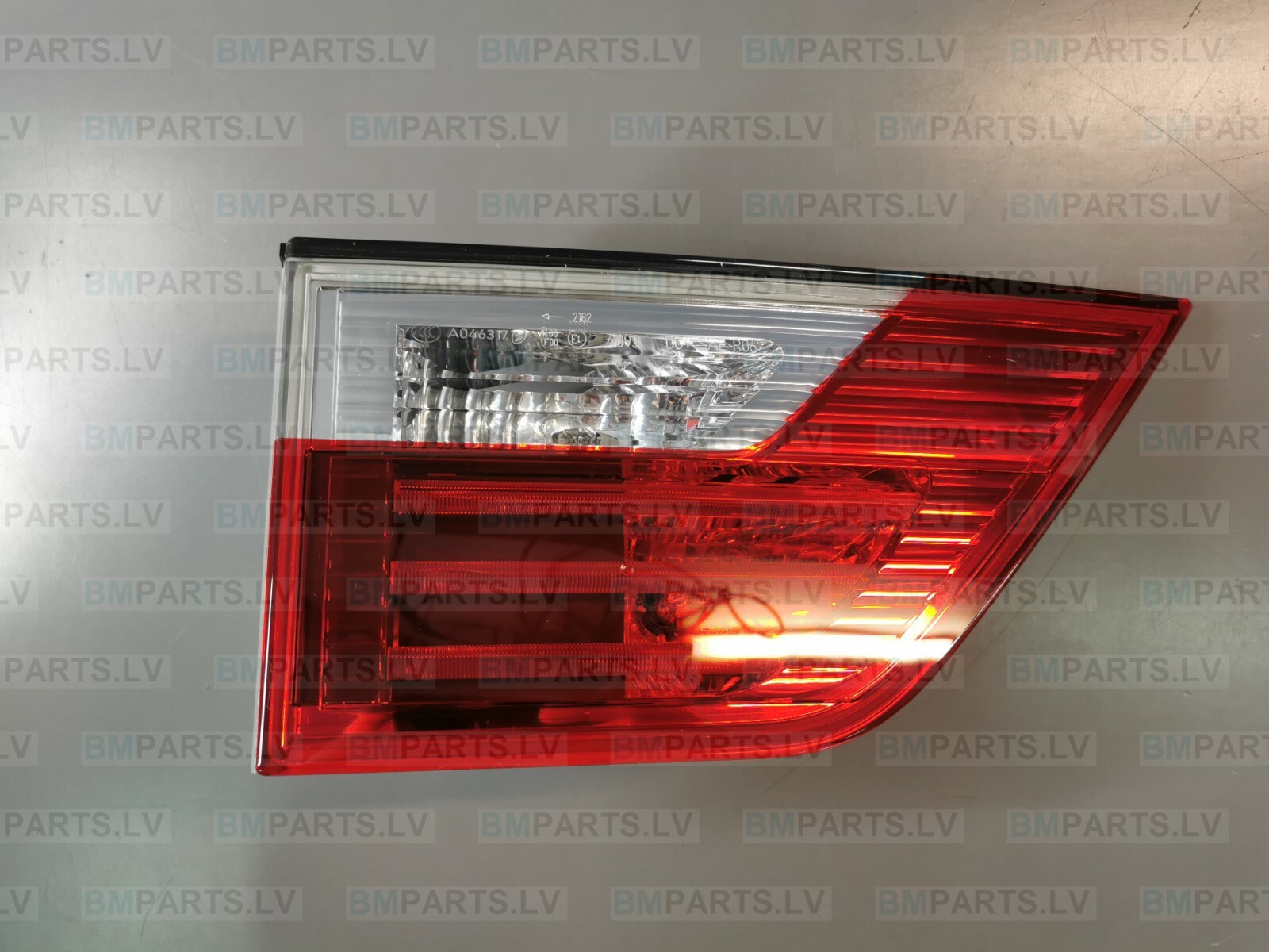 NEW GENUINE BMW X3 E83 LCI REAR LIGHT IN TRUNK LID LEFT 7162213 | eBay UK