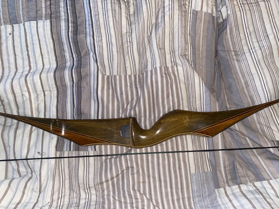 Bear Archery Recurve Bow “ Kodiak “ And Shakespeare Archery Custer ...