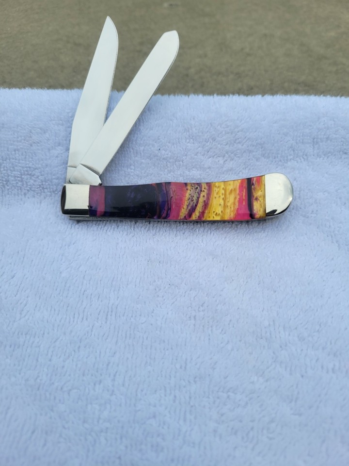 2004 Case xx USA Trapper Knife #9254 Ruby Gold Handles Case Shield ...