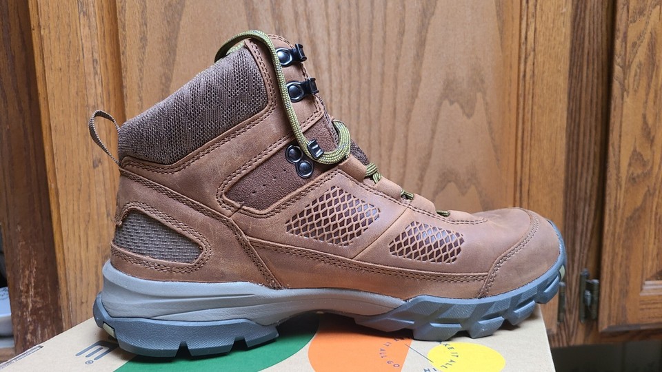 Vasque Men's 7368 Talus AT Ultradry Dark Earth Size 10.5 US Hiking Work ...