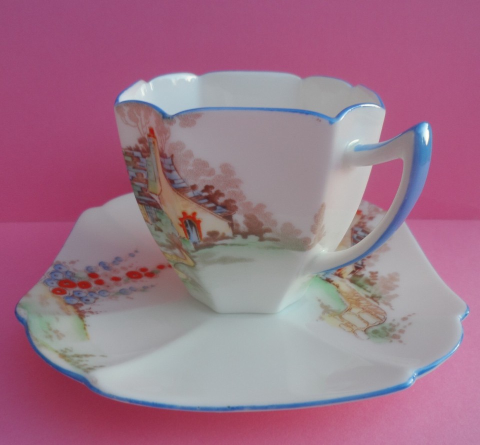 A rare Shelley "Cottage-3" 11859 Queen Anne shape demitasse cup ...