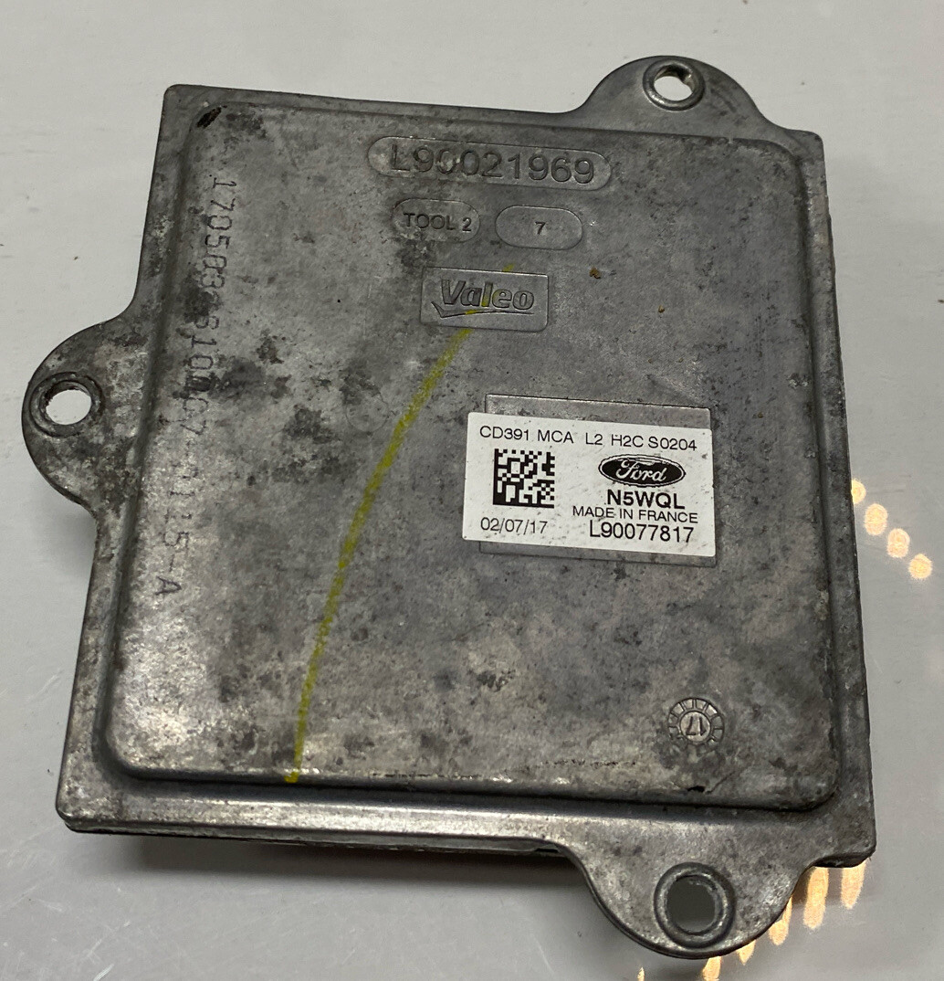 2017 2018 2019 2020 Ford Fusion Signature LED Headlight Control Module ...