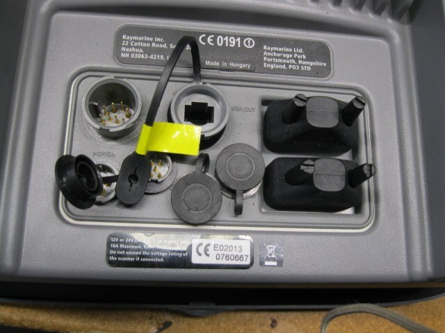 Raymarine E120 MFD Chartplotter Radar Sound Classic Display E02013 S ...
