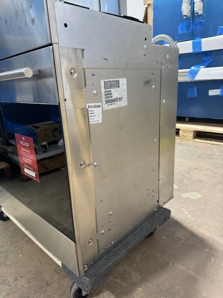 30” Wolf E Series Wall Oven Transitional SO3050TEST + MDD30TE/S/TH ...