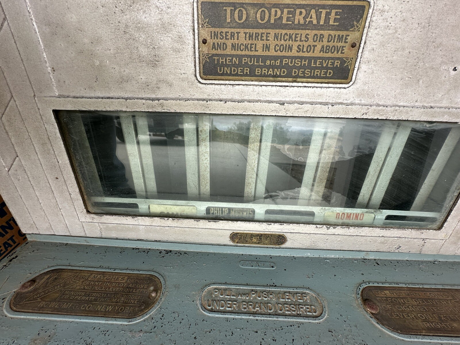 Vintage 1930’s Art Deco Rowe “Aristocrat” Cigarette Vending Machine w ...