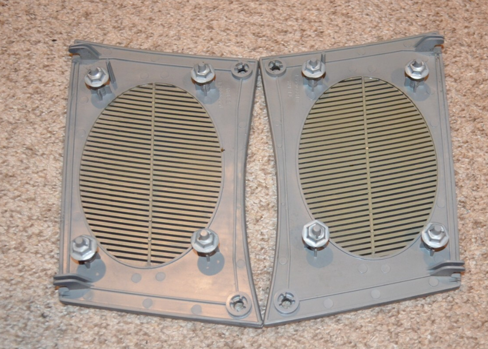 1986-1994 S10 BLAZER SONOMA JIMMY BRAVADA SPEAKER GRILL DASH COVER VENT ...