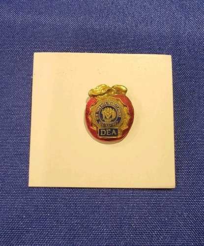 New York City Transit Police DEA Apple Pin NYPD Vintage Antique ...
