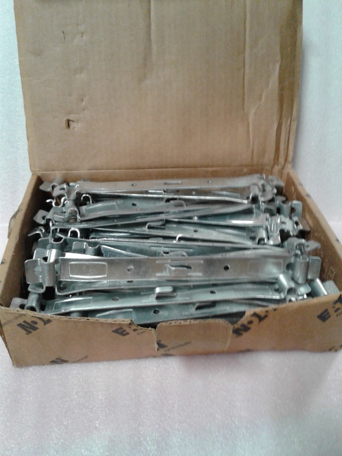 Lot of 200 Eaton FTSTLC Flextray TAB-LOC Connector - New | eBay