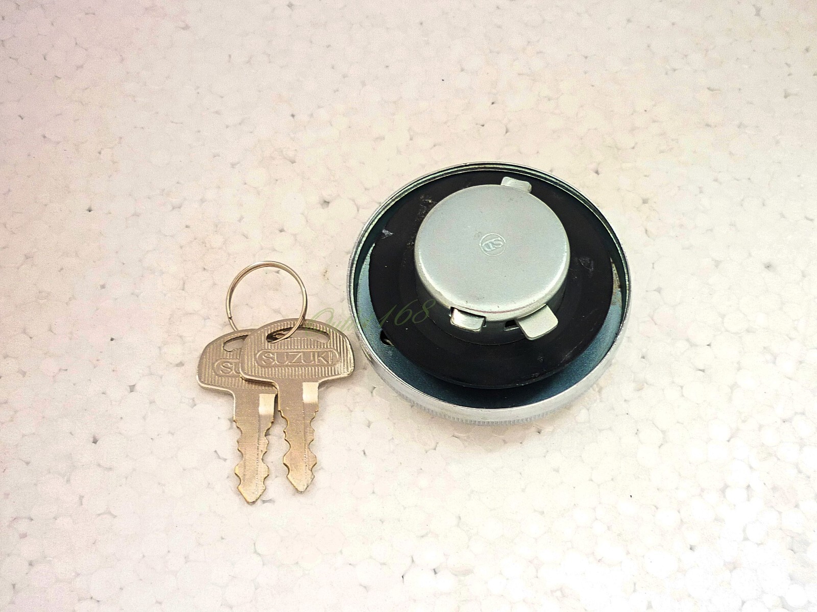 Fuel Gas Tank Cap Key Suzuki SB200 GT100 GT 125 K11 AP50 T90 PV50 M15 ...