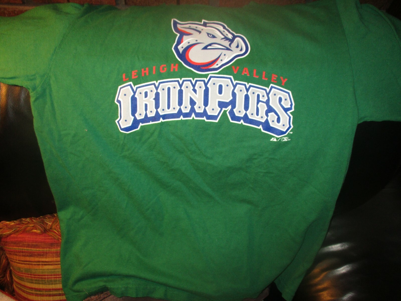 Green LEHIGH VALLEY IRONPIGS Logo T Shirt Kids XL Majestic MiLB | eBay