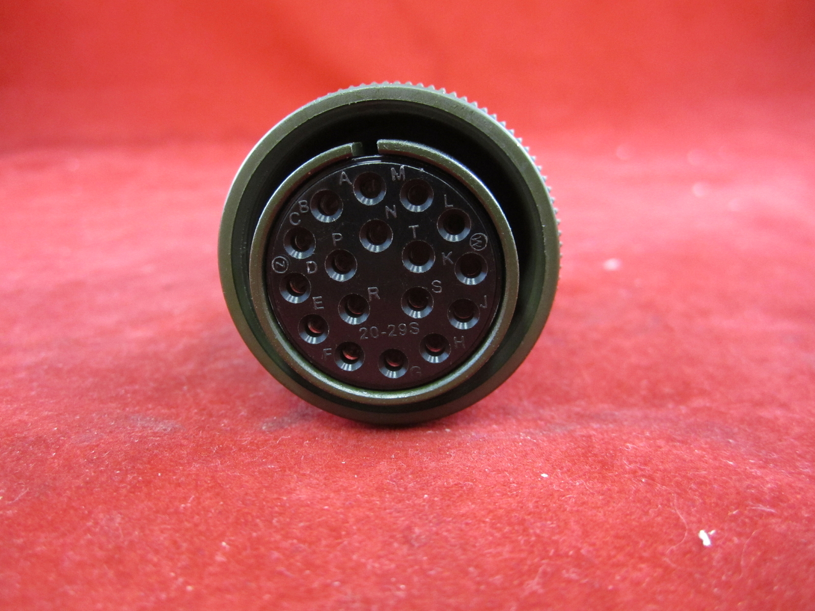 PLT Mil-spec Connector WPS3106A-20-29S (Size-20, #16 x 17 Socket ...