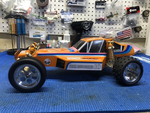 Vintage RC10 A Stamp Team Associated Gold Pan. Aluminum Wheels. Box Art ...