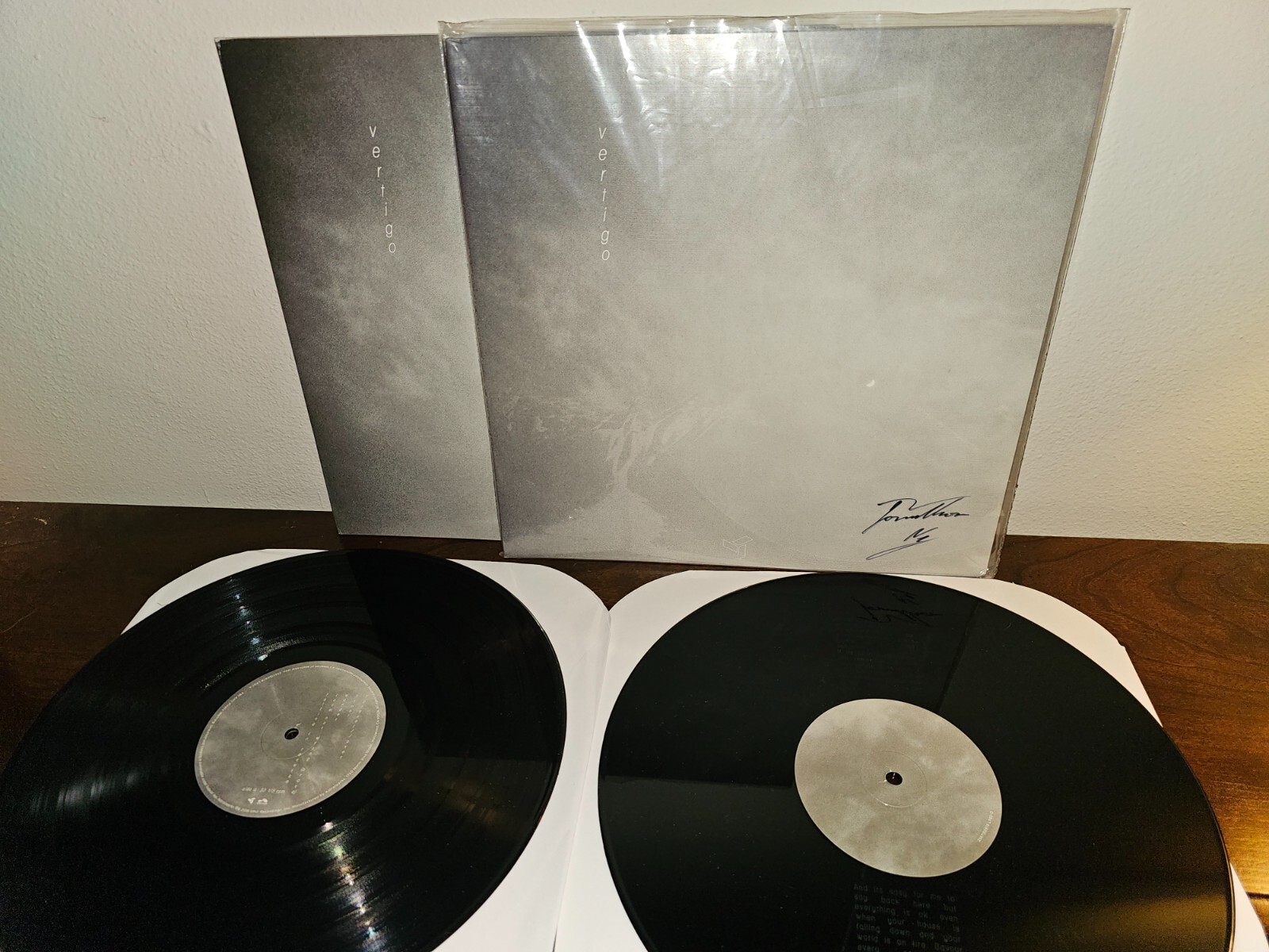 EDEN - Vertigo - SIGNED Collector's Edition Vinyl 2LP w/ Etched D Side ...