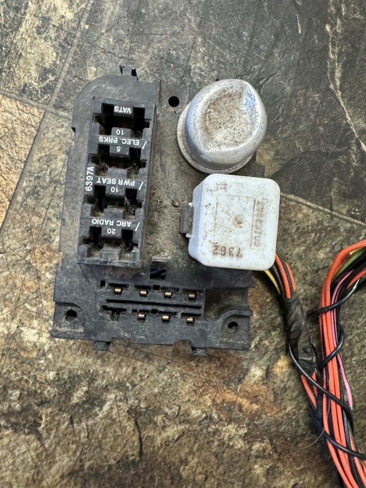 1982-1992 Camaro Z28 IROC RS Firebird Trans Am Fuse Box OEM Dash ...
