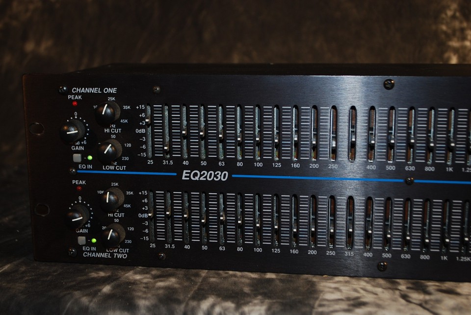 CARVIN EQ2030 DUAL 1/3 OCTAVE EQUALIZER | eBay