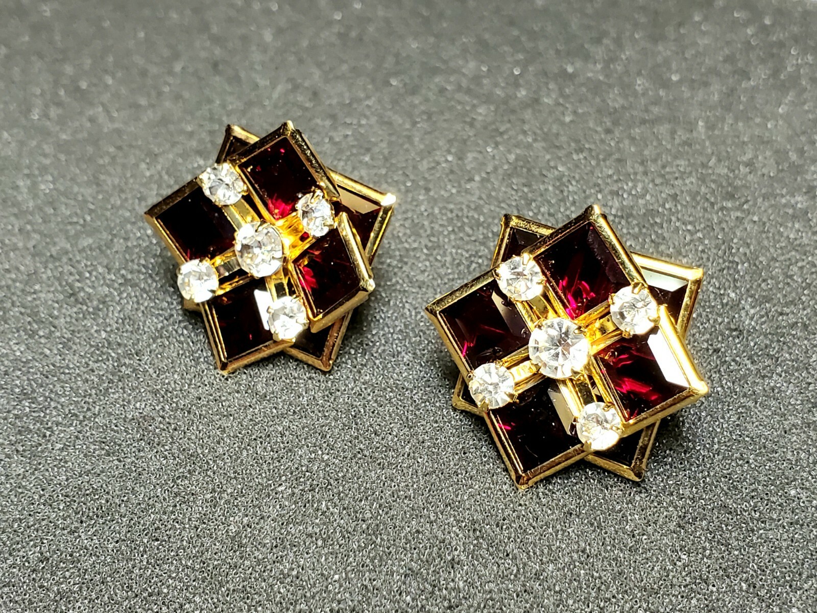 Vintage Classic 80's Dual Layered Square Ruby Red Cry… - Gem