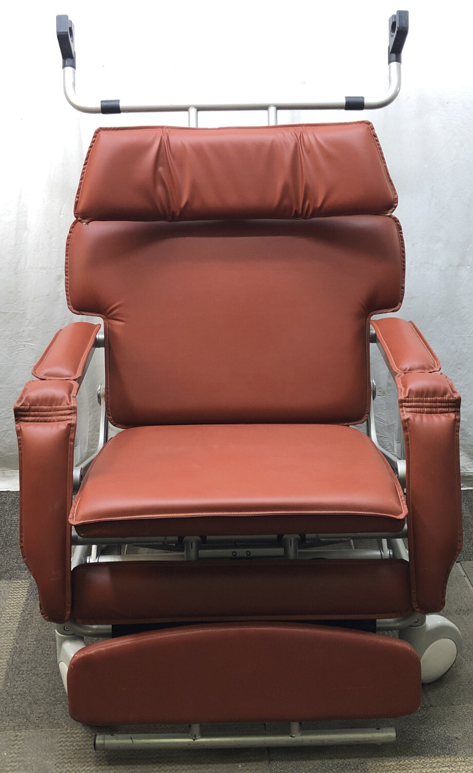 Human Care Barton I-660 Convertible Geri Chair Bed WE SHIP (read ...