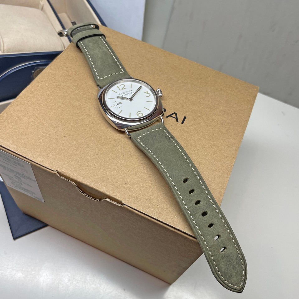 Panerai Radiomir Officine White Green PAM01384 45mm | eBay