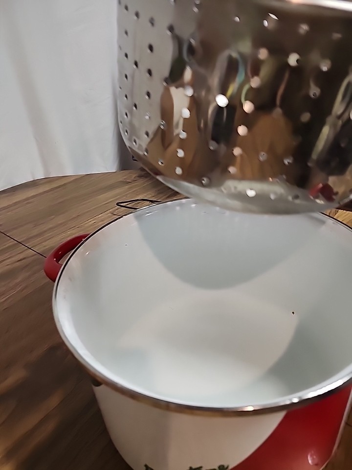 Vintage Pasta Time 6 QT Metrokane Enamel Cooking Pot With Strainer ...