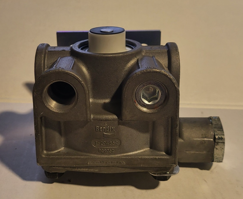 Bendix R-14 Relay Valve P/N T-294859-D | eBay