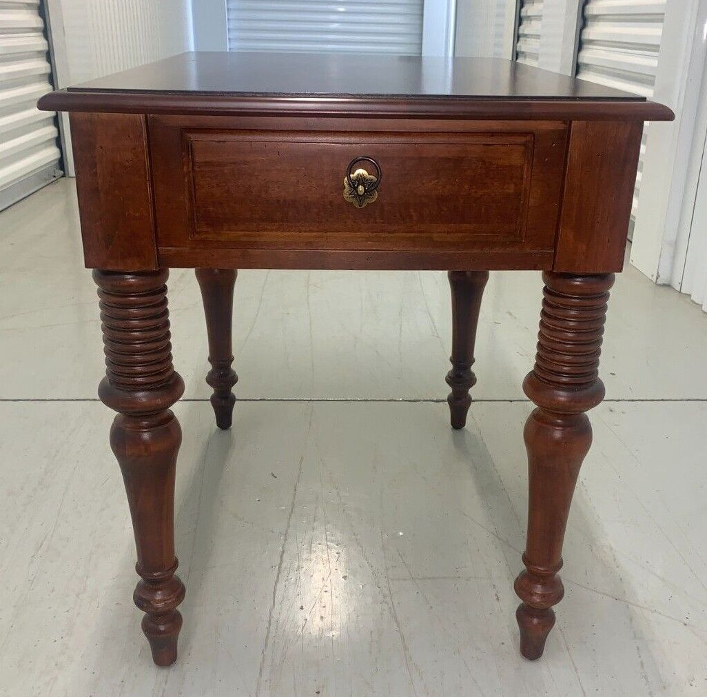 Ethan Allen British Classics Mitchell End Side Table #29-8903 (A) *MINT ...