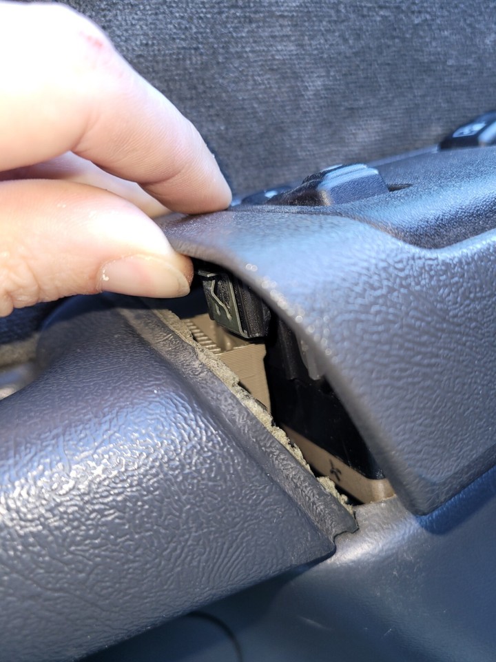 Arm Rest/Switch Panel Clip Repair Drivers side | eBay