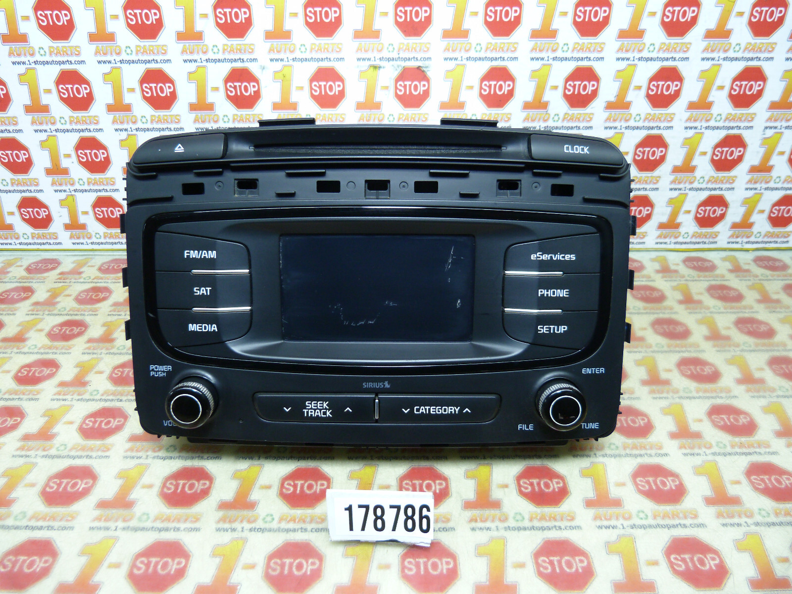 2016-2018 KIA SORENTO AM/FM RADIO SIRIUS CD PLAYER SCREEN DISPLAY 96160 ...