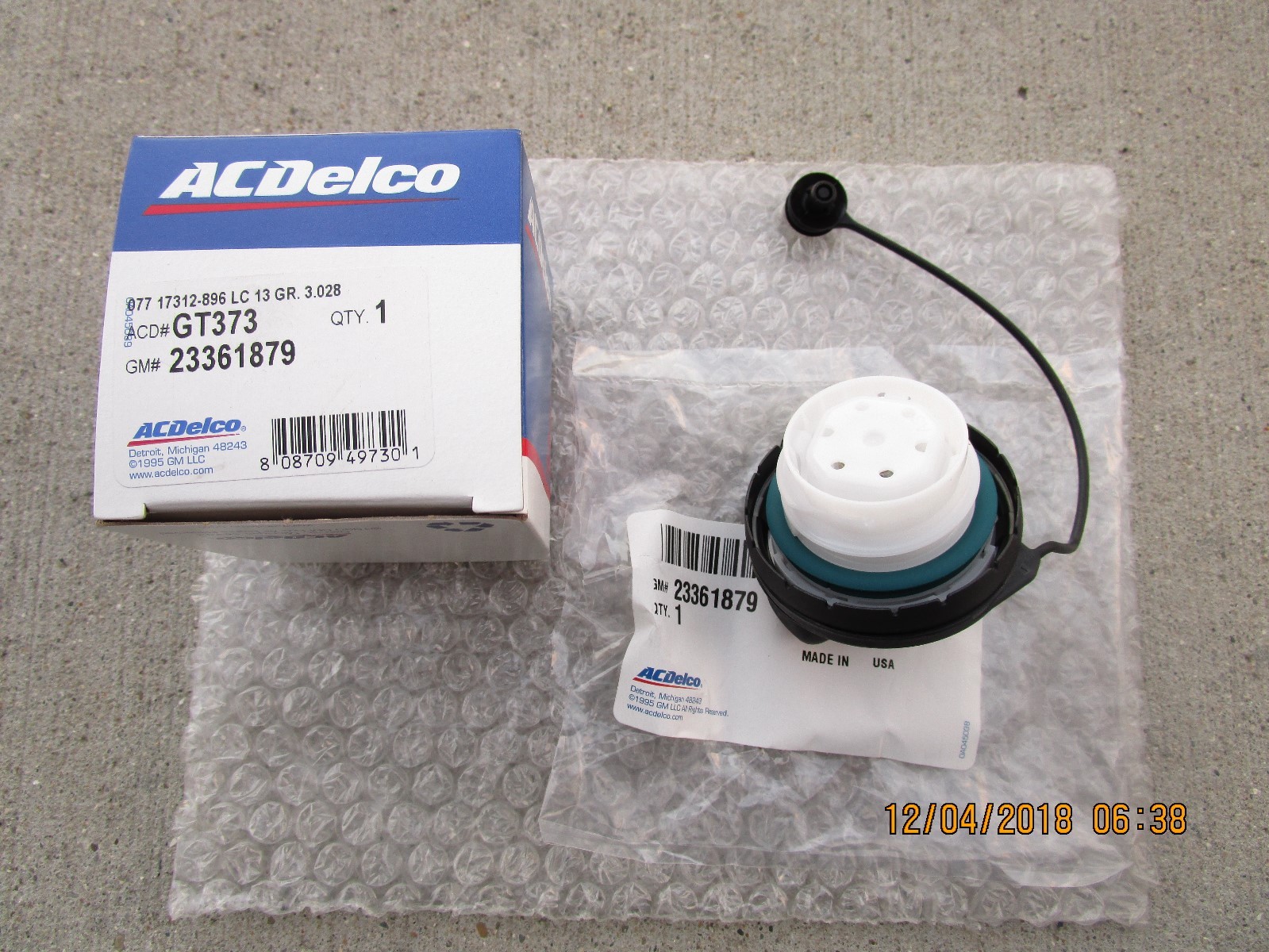 GM 23361879 ACDELCO GT373 GT-373 FUEL GAS TANK FILLER CAP WITH TETHER ...