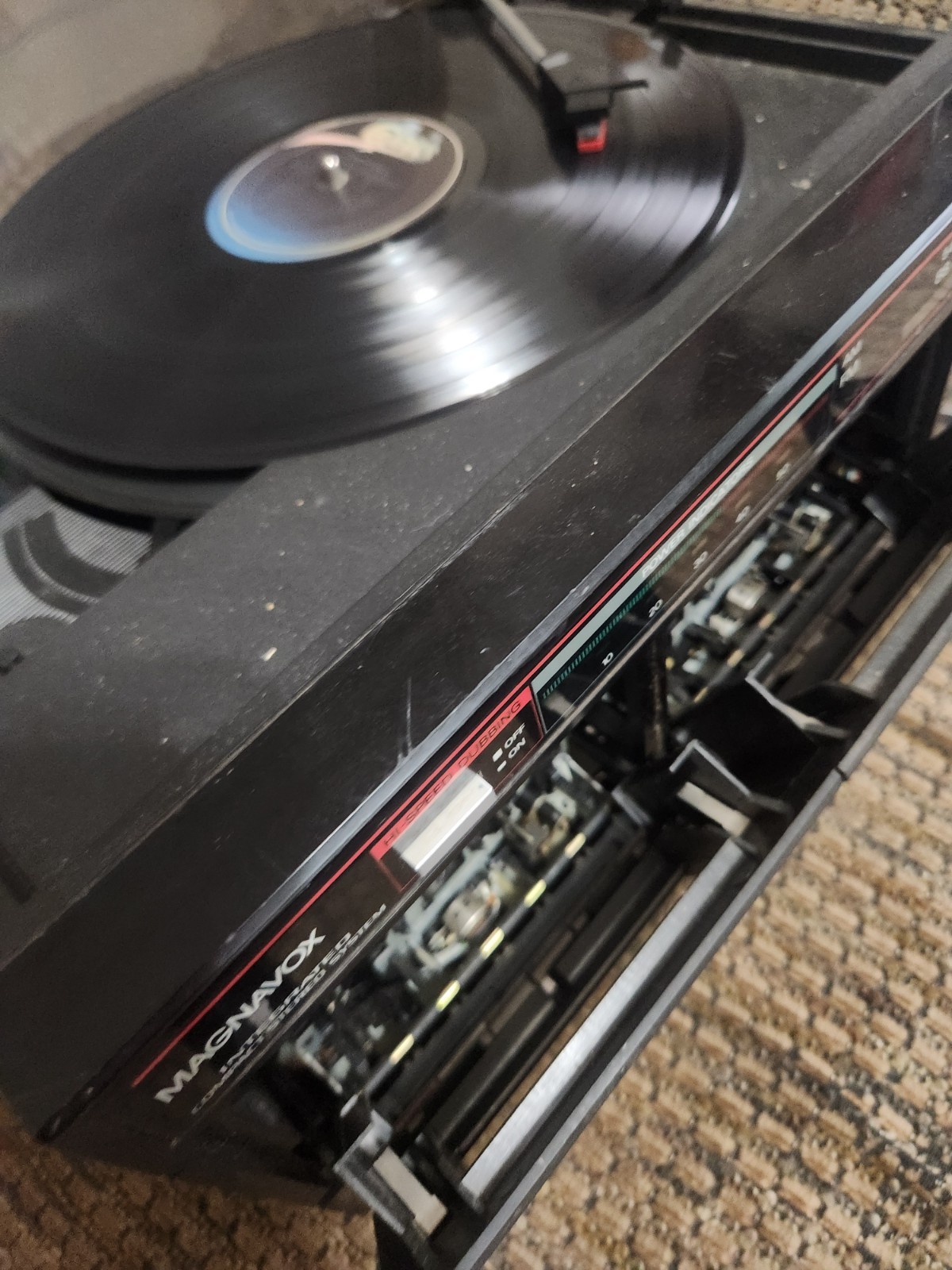 Vintage Magnavox Compact Stereo System Turn Table MX 1800BK02 Powers On ...